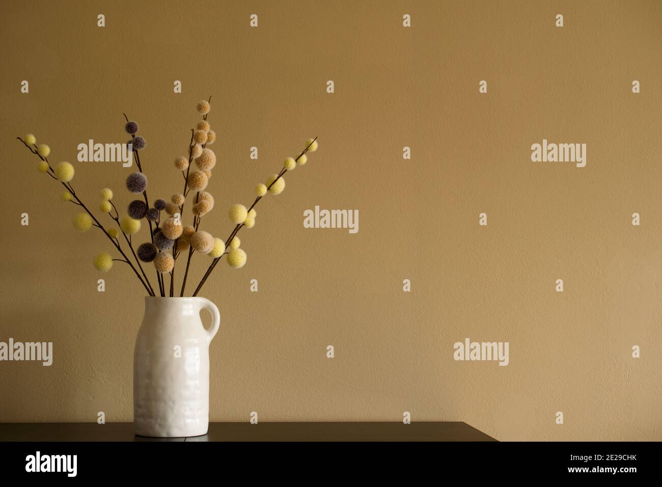 flowers in vase, white vase with flowers Stock Photo - Alamy