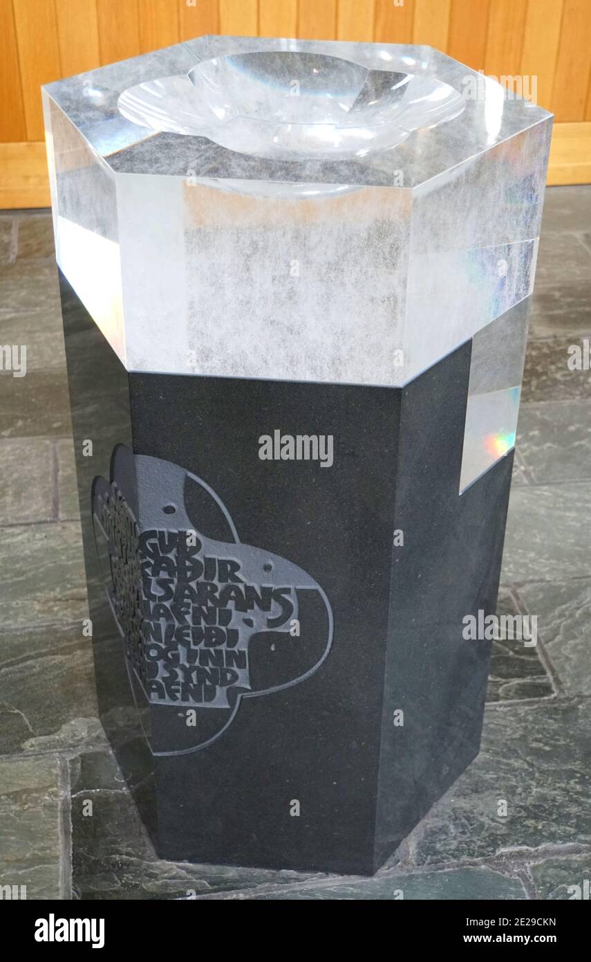 Baptismal font hi-res stock photography and images - Alamy