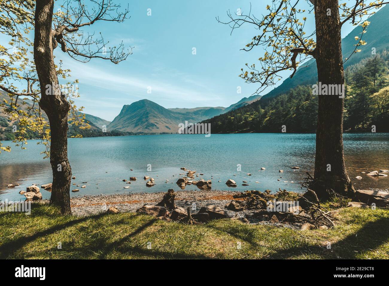 Scenery from around Lake Buttermere in The Lake District, Cumbria ...