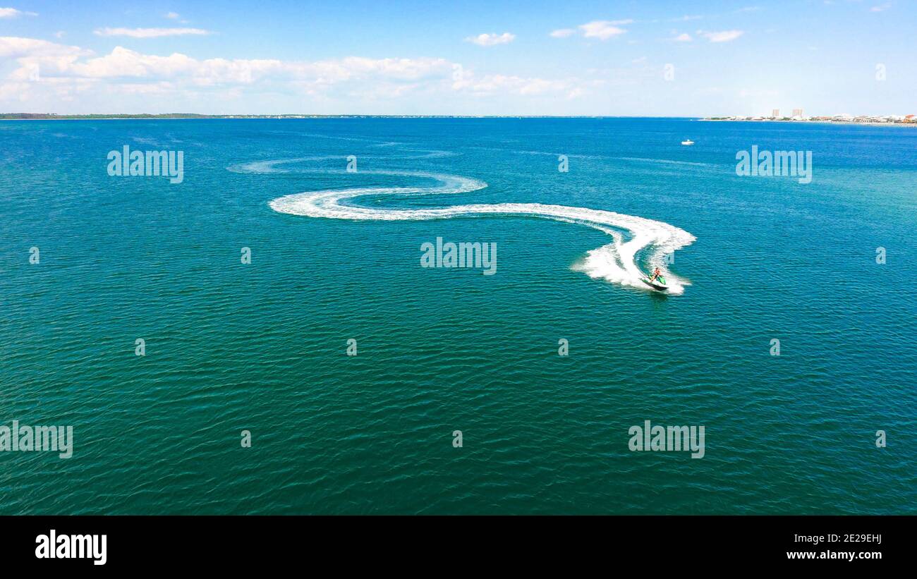 Personal watercraft aerial view hi-res stock photography and images - Alamy