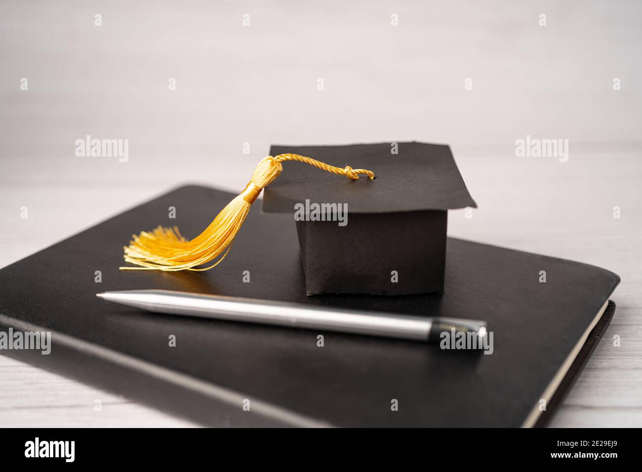 Boy graduation cap design hi-res stock photography and images - Alamy