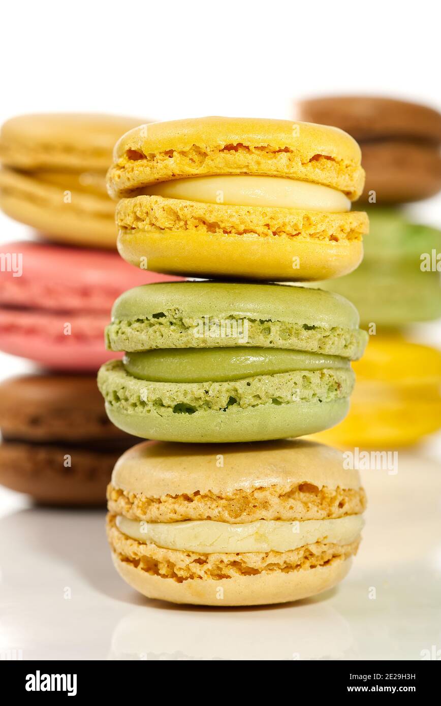 Macaron. Traditional french colorful macarons close up, macro isolated ...