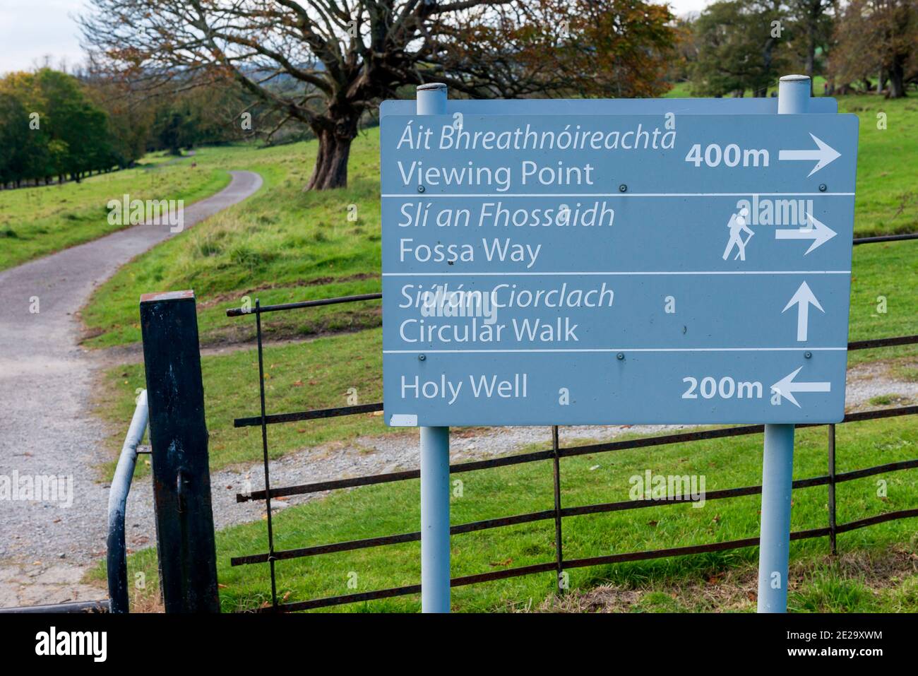 Direction sign for Fossa Way circular walk and other tourist activities ...