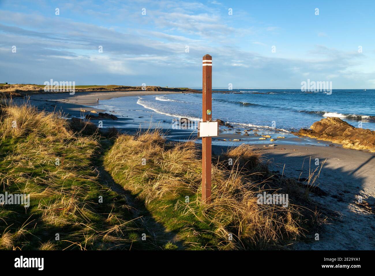 Fife coast path sign hi-res stock photography and images - Alamy