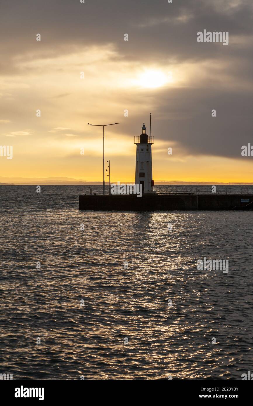 Anstruther lighthouse hi-res stock photography and images - Alamy