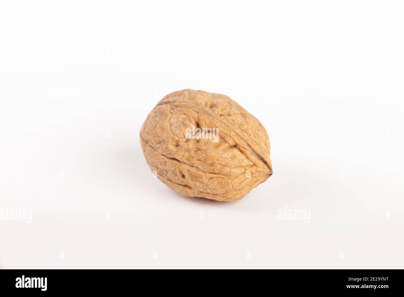 Whole walnut hi-res stock photography and images - Alamy