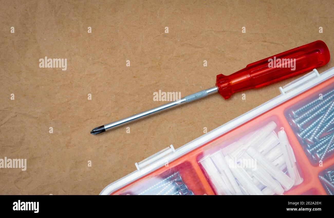 Screw and wall plug hi-res stock photography and images - Alamy