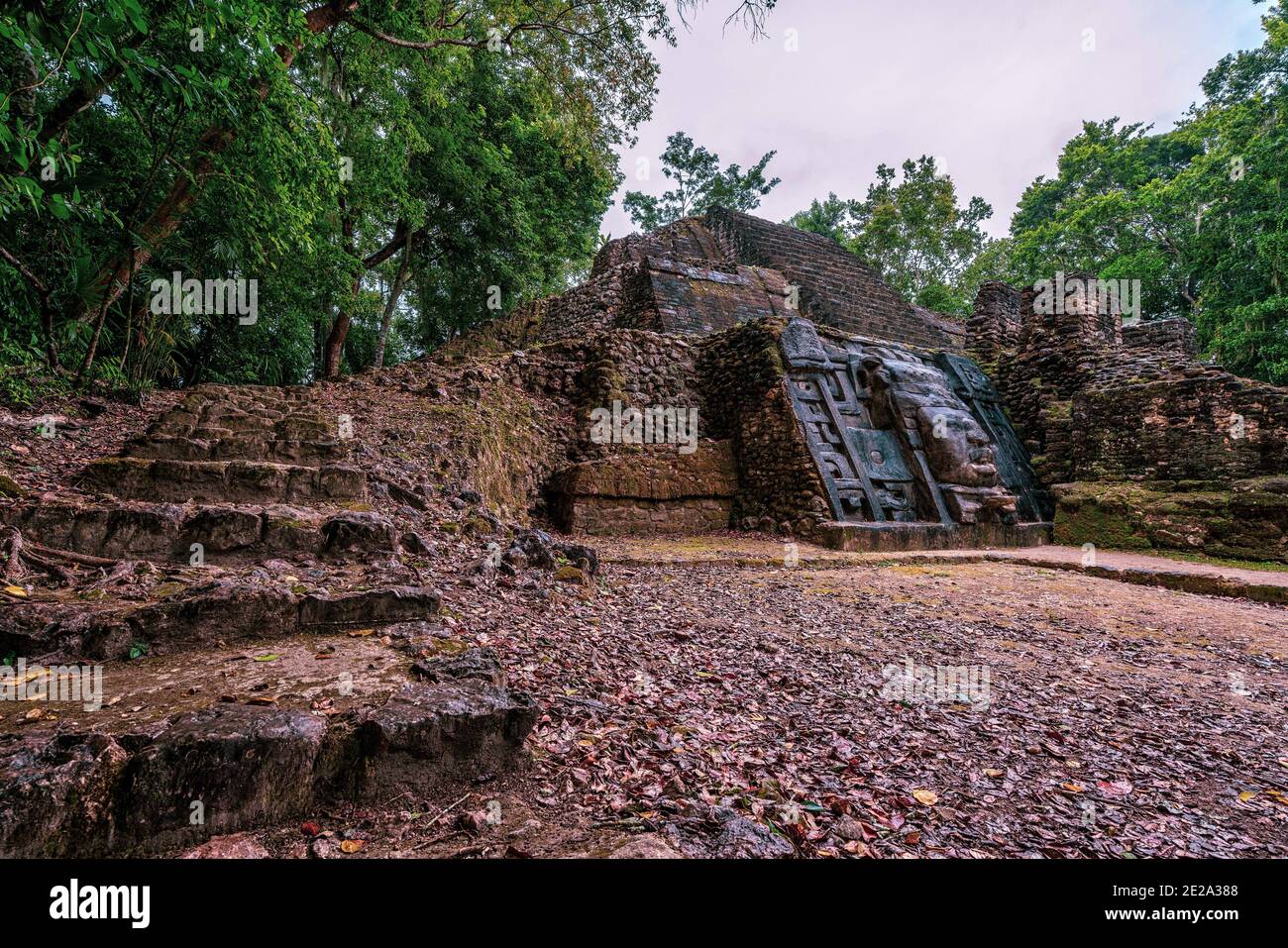 Lamanai Mayan ruins in Belize Stock Photo - Alamy
