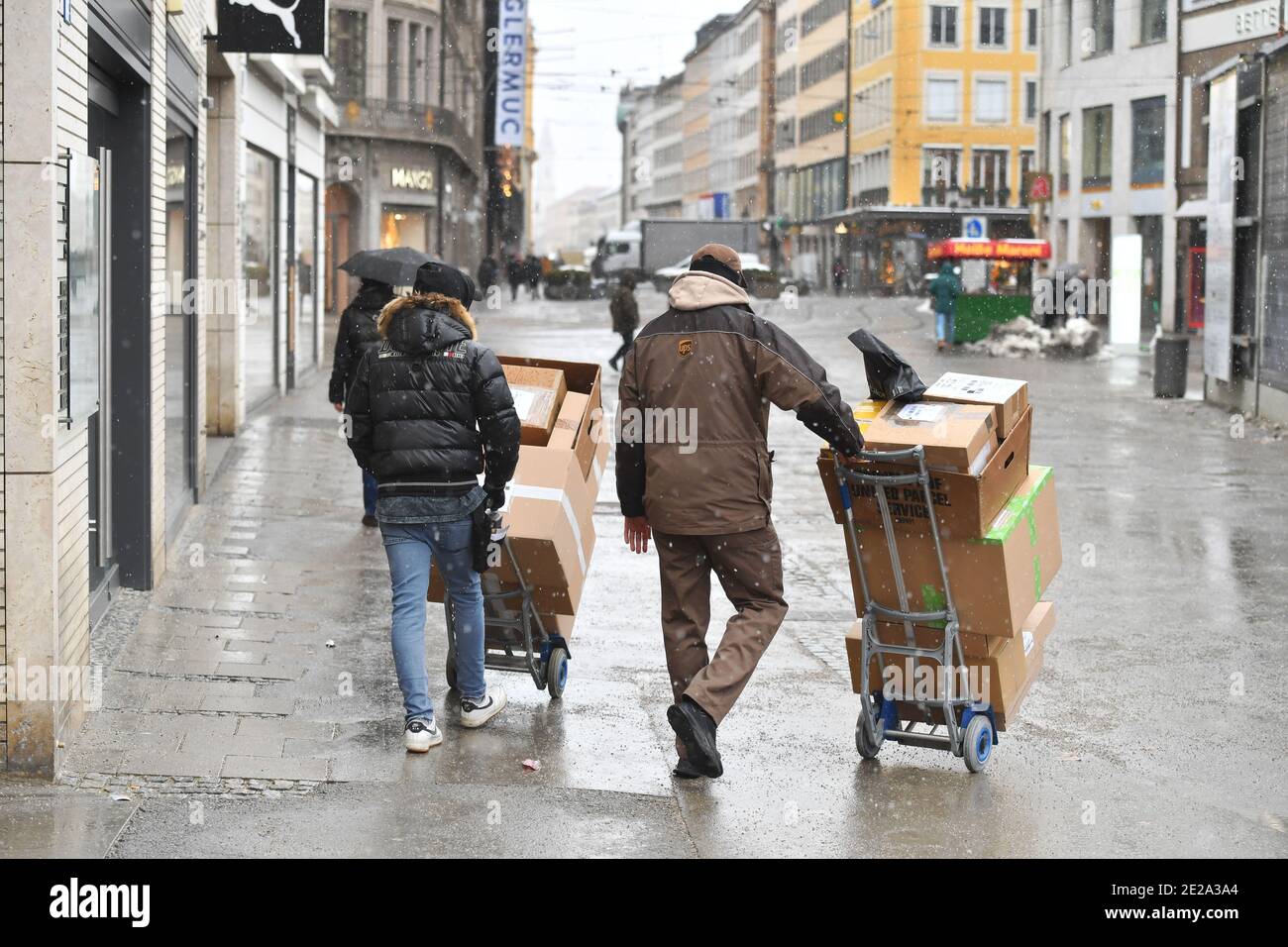Munich, Deutschland. 12th Jan, 2021. UPS parcel delivery company at ...