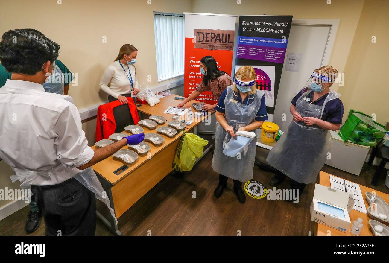 Homeless shelter uk staff hi-res stock photography and images - Alamy
