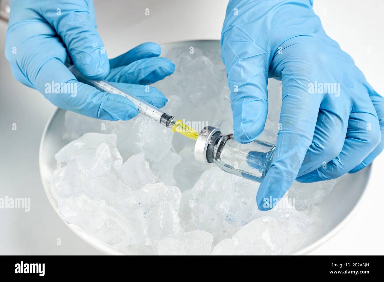 Body storage fridge hi-res stock photography and images - Alamy