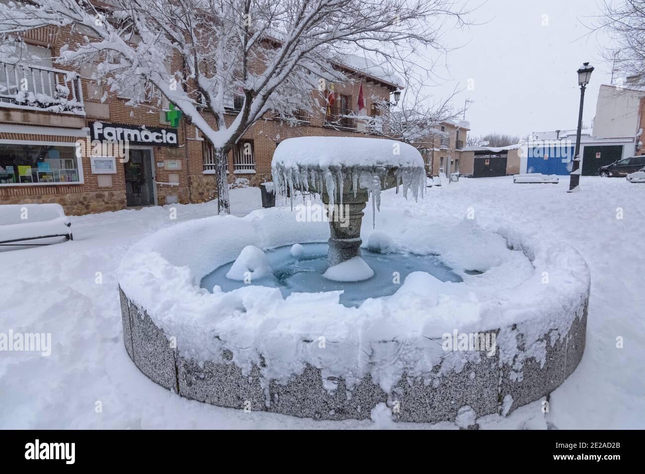 Temporal filomena hi-res stock photography and images - Alamy