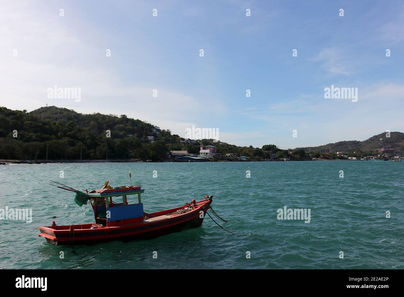 Distant fishing boat hi-res stock photography and images - Alamy