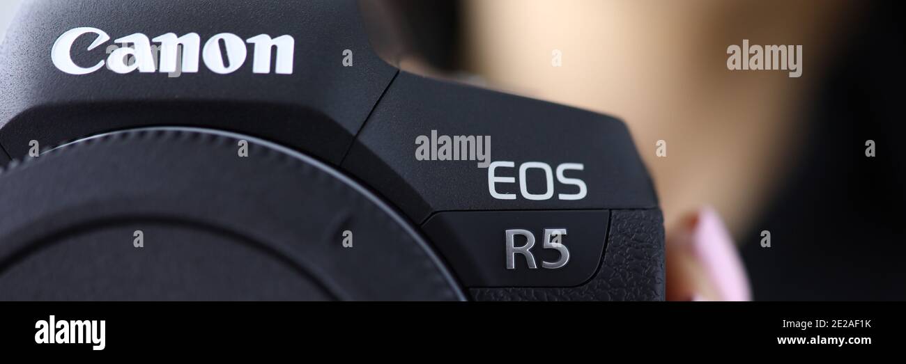 Canon eos r5 camera hi-res stock photography and images - Alamy
