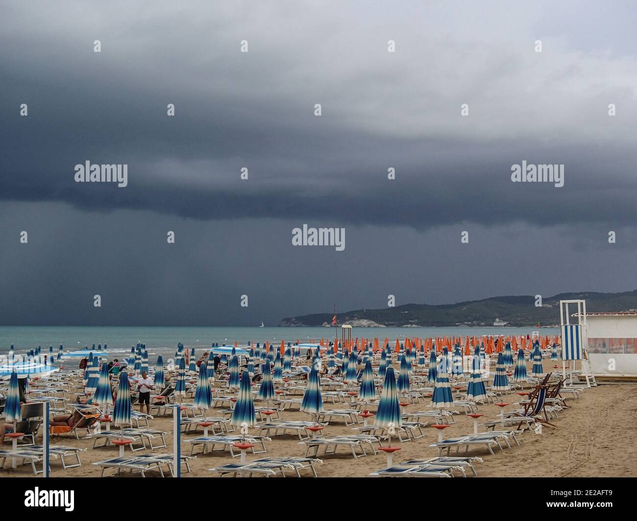 Vieste beach hi-res stock photography and images - Alamy