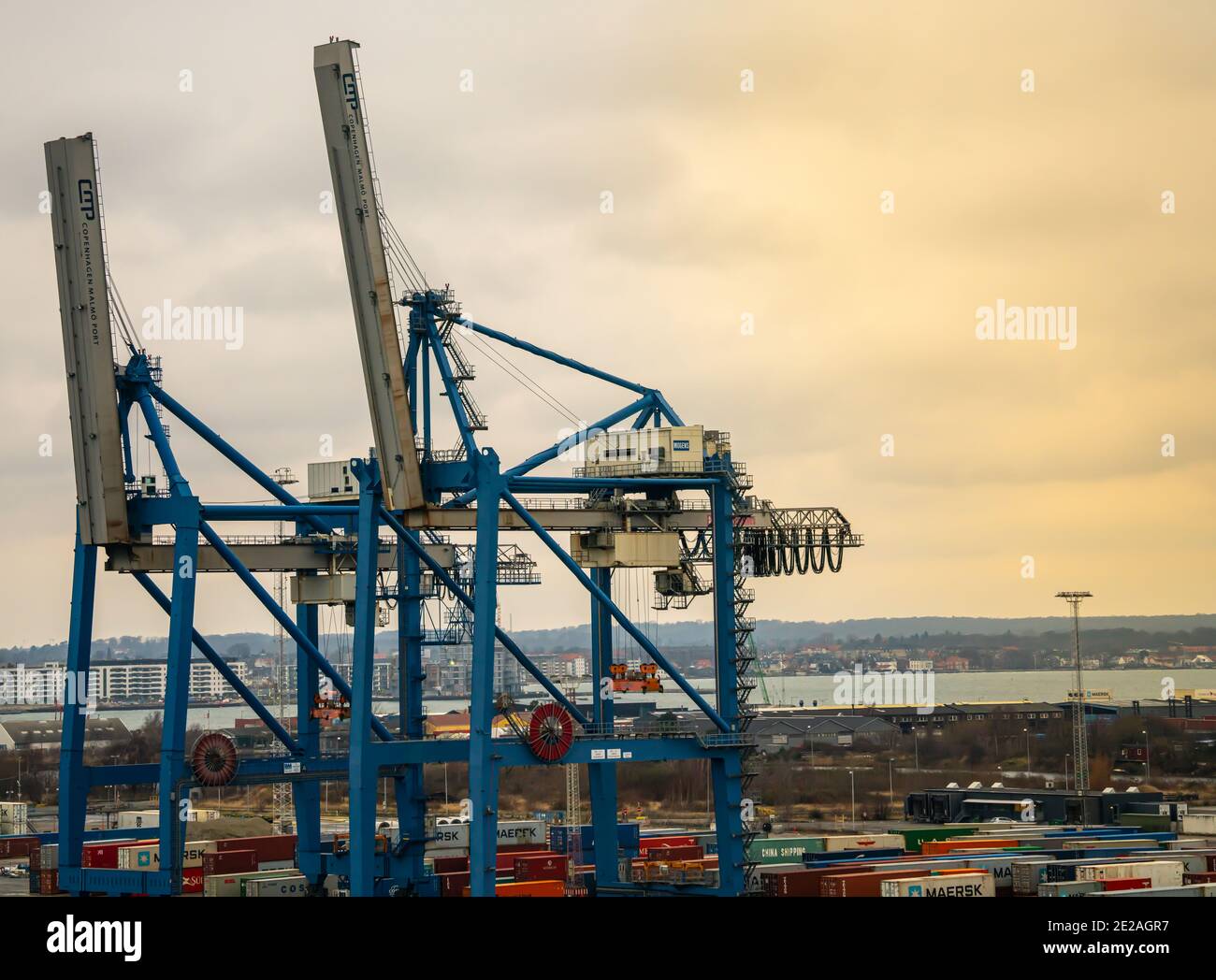 Freight terminal hi-res stock photography and images - Alamy
