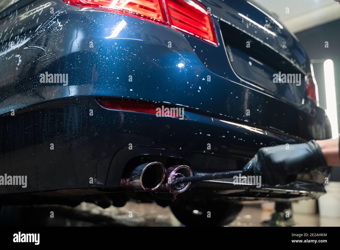 Cleaning auto hi-res stock photography and images - Alamy