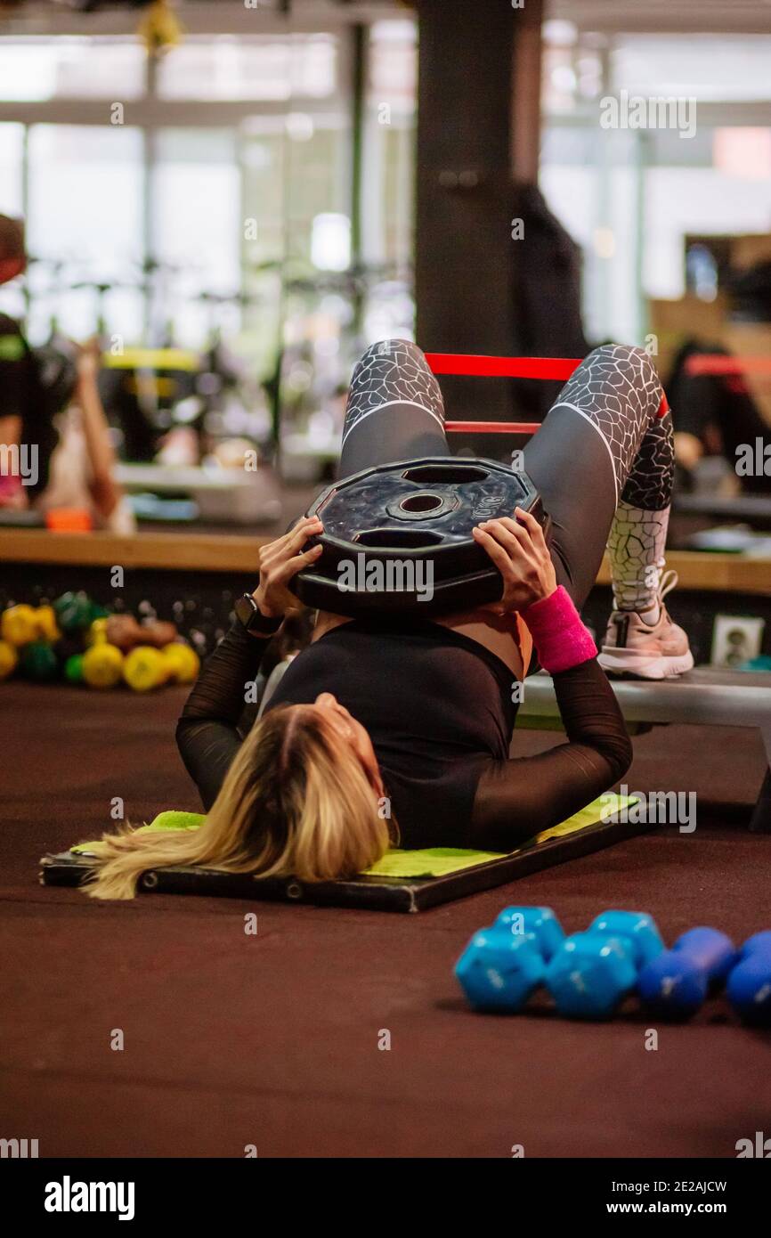total body workout group training Stock Photo - Alamy