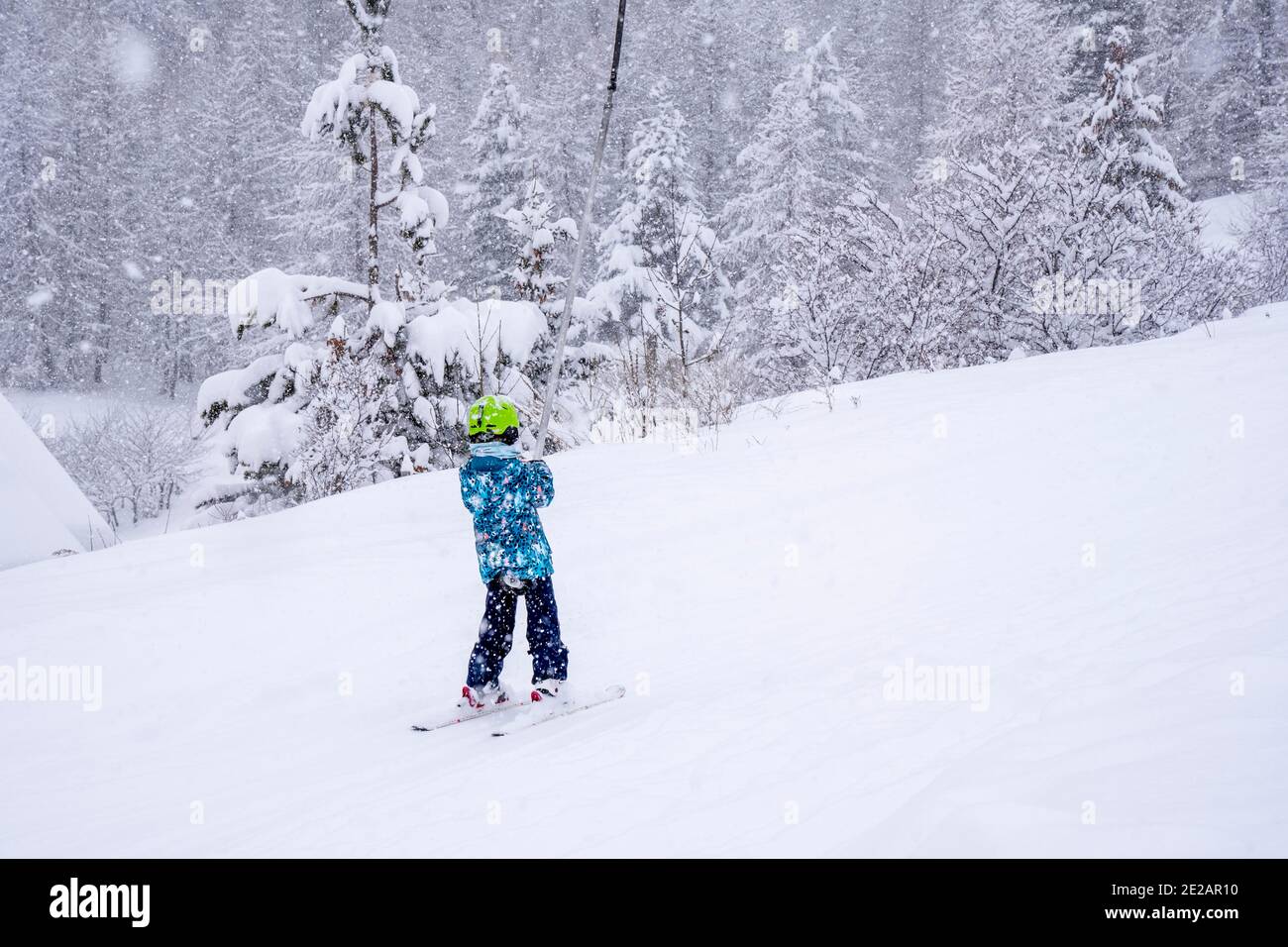 Drag lift hi-res stock photography and images - Alamy