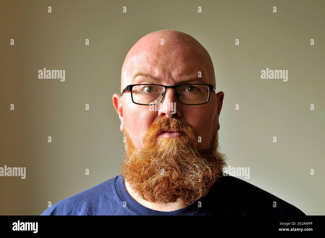 Angry man and long white beard hi-res stock photography and images - Alamy