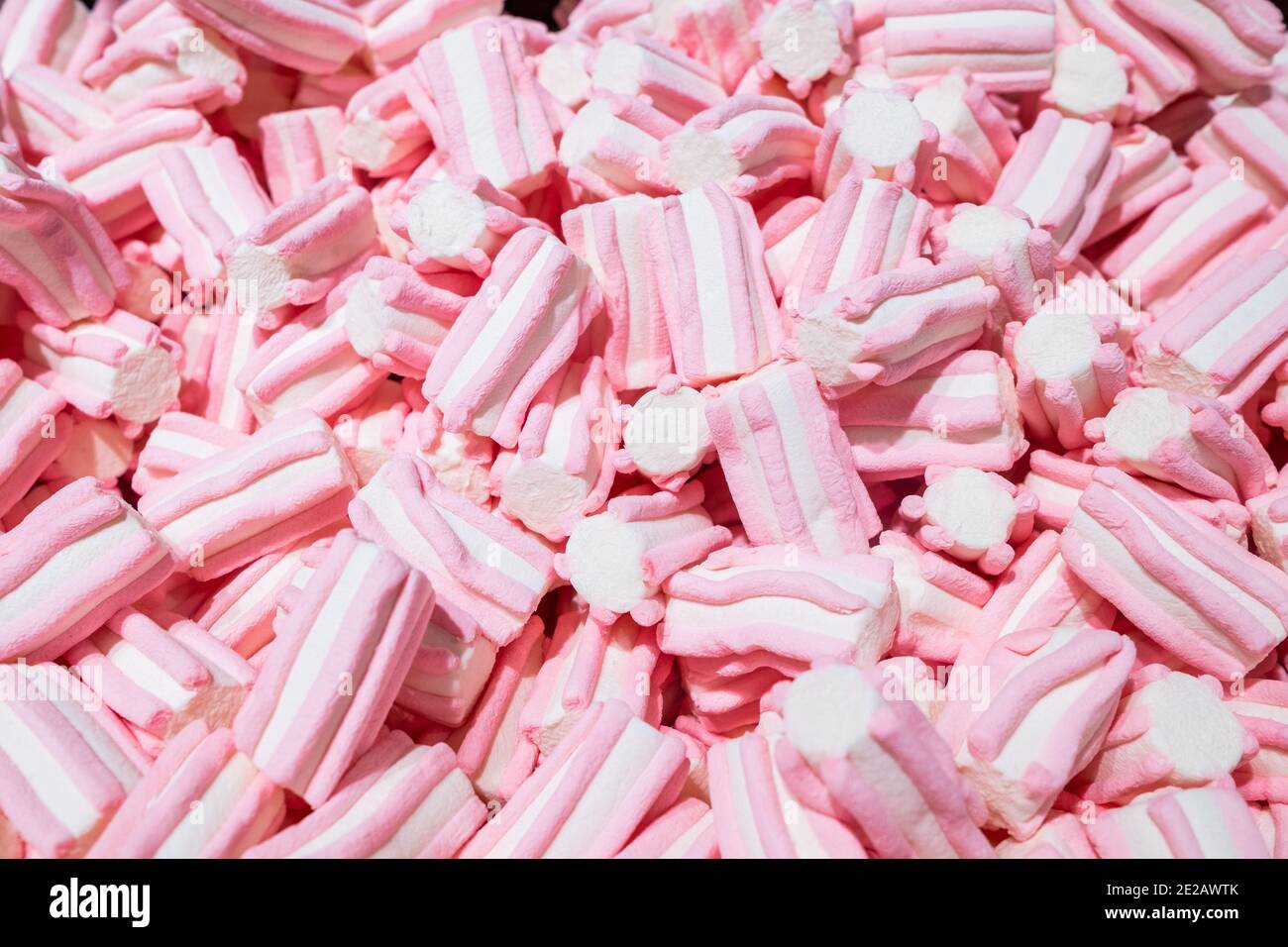 Marshmallow chewing background hi-res stock photography and images - Alamy
