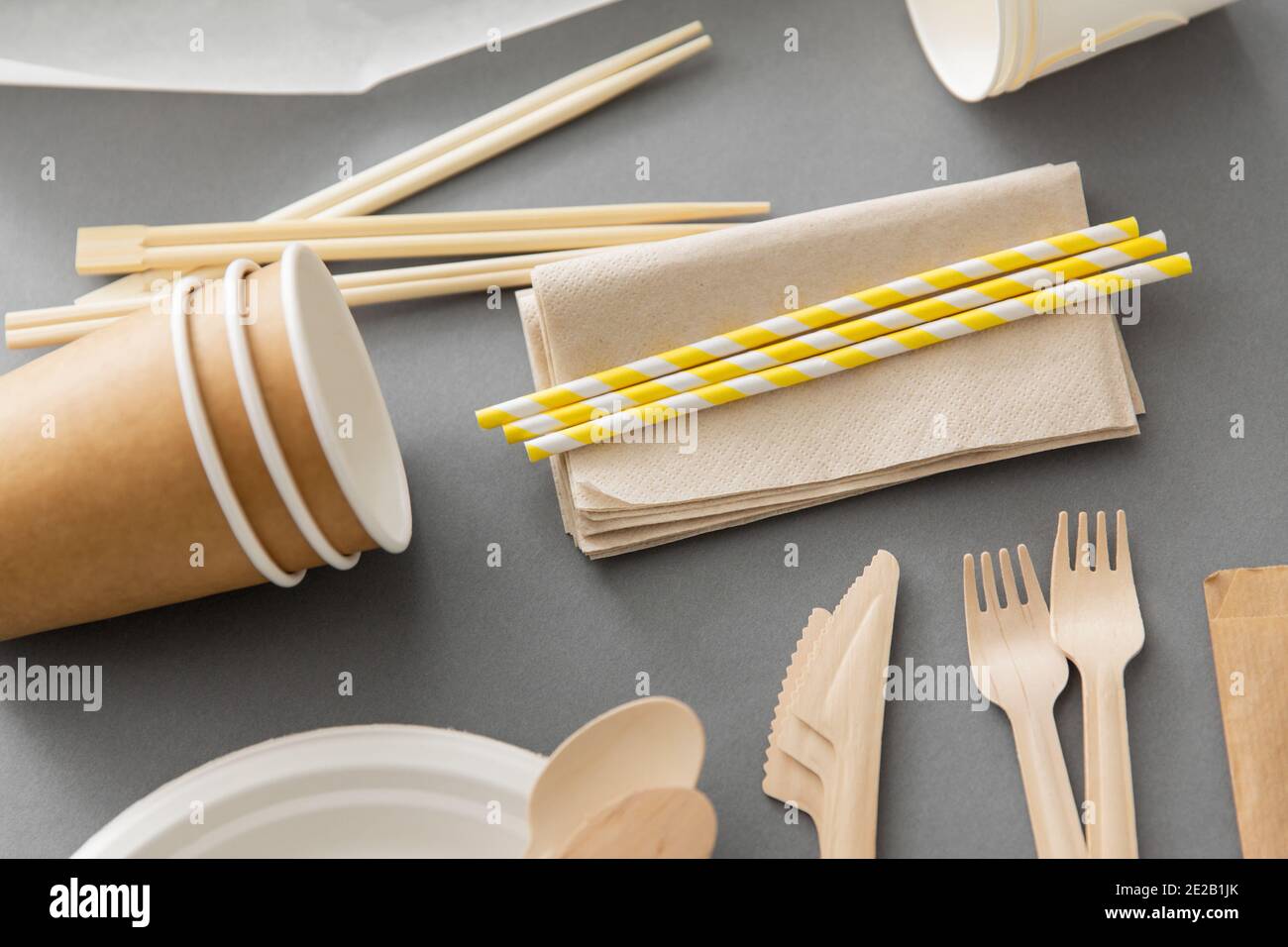 disposable dishes of paper and wood Stock Photo - Alamy