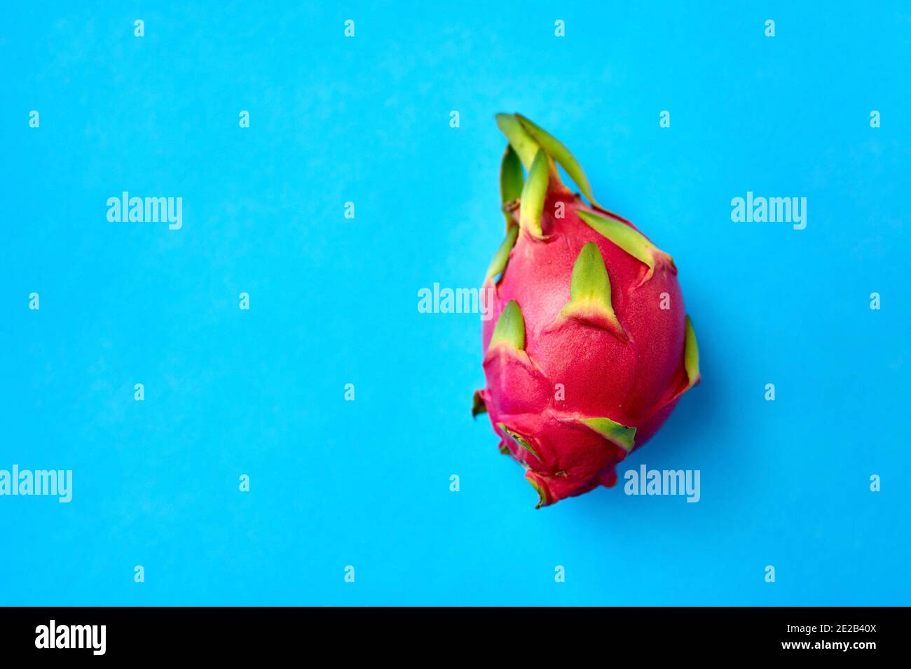 Blue background fruit hi-res stock photography and images - Alamy