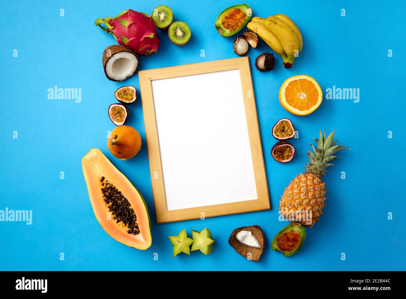 Fruits fresh fruit frame copyspace hi-res stock photography and images ...