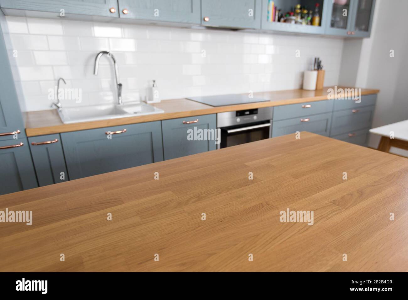 Tabletop counter hi-res stock photography and images - Alamy