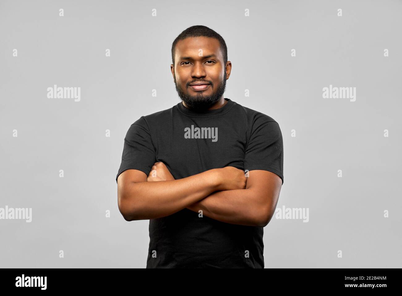 Crossed arm hi-res stock photography and images - Alamy