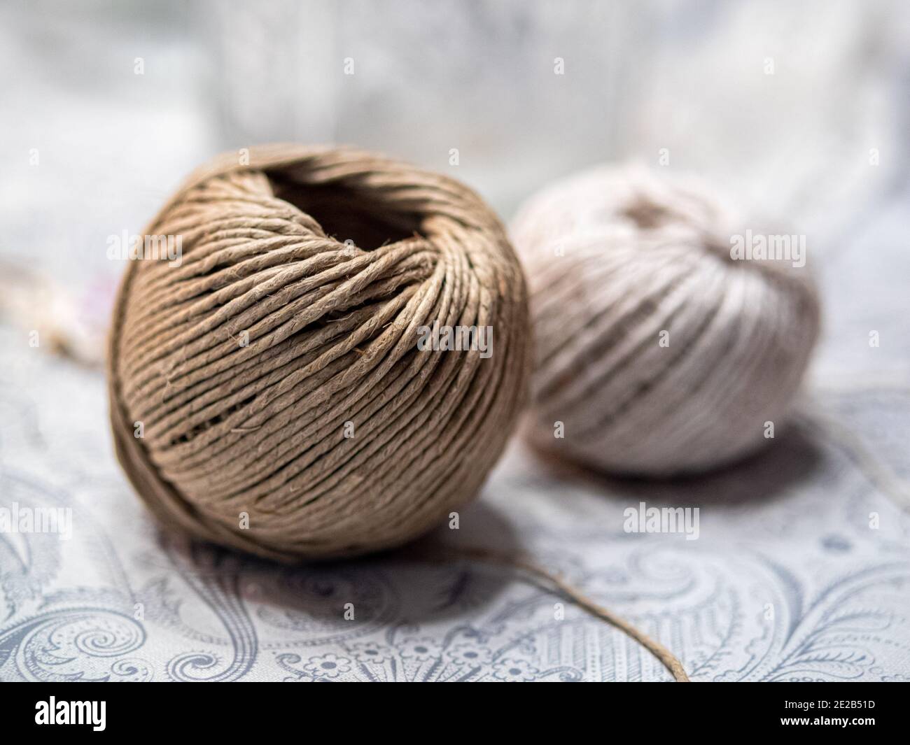 Woolen thread craft hi-res stock photography and images - Alamy