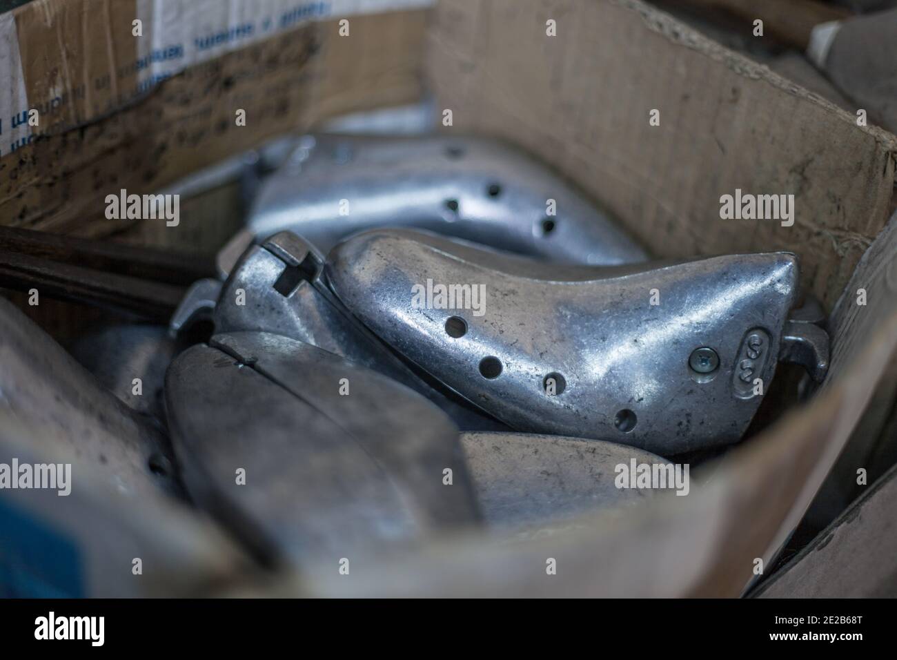 Shoes forms hi-res stock photography and images - Alamy