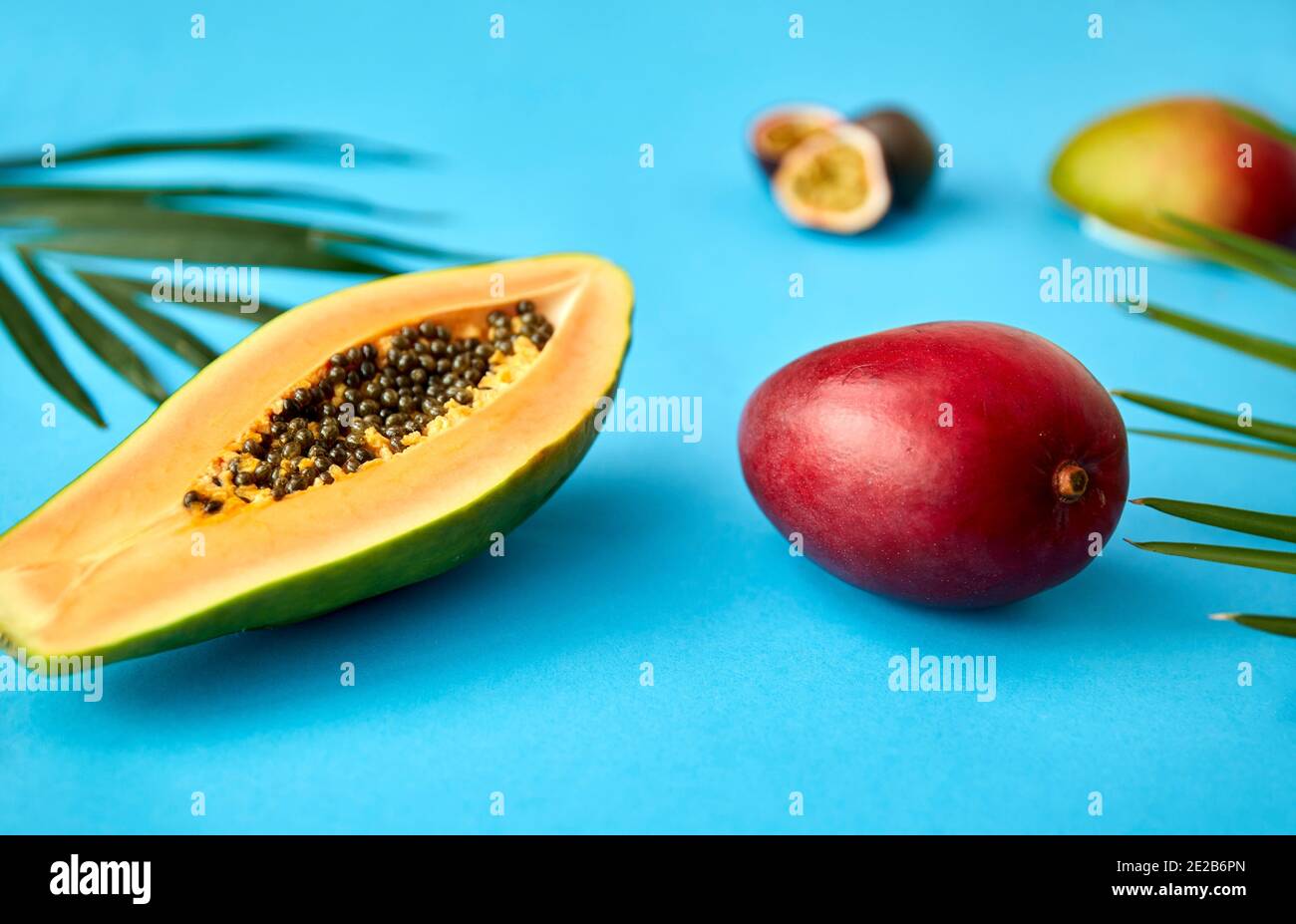 Papaya mango hi-res stock photography and images - Alamy