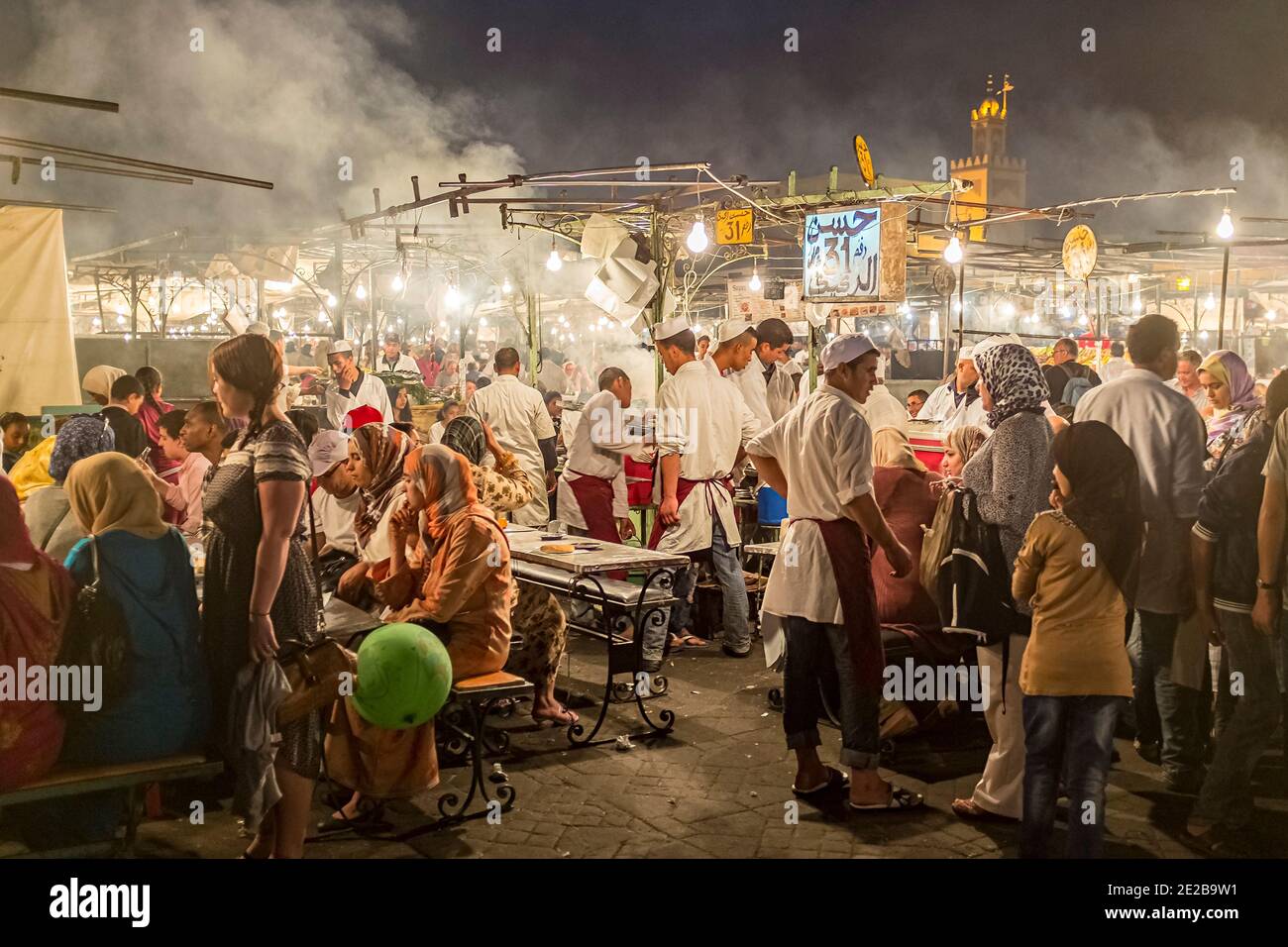 The food stalls of Marrakesh's main square, Jemaa el-Fnaa, at night ...