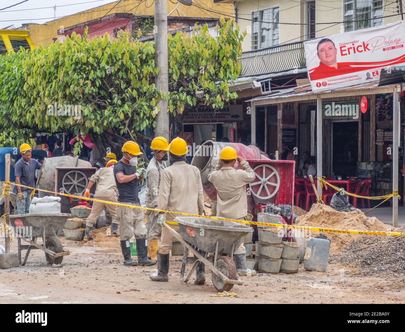 Colombia road build hi-res stock photography and images - Alamy