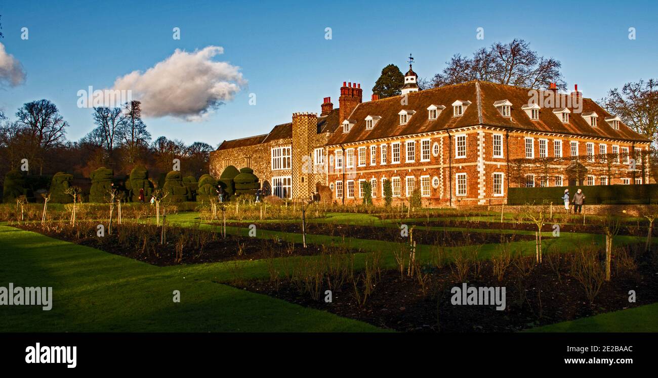 English historic places hi-res stock photography and images - Alamy