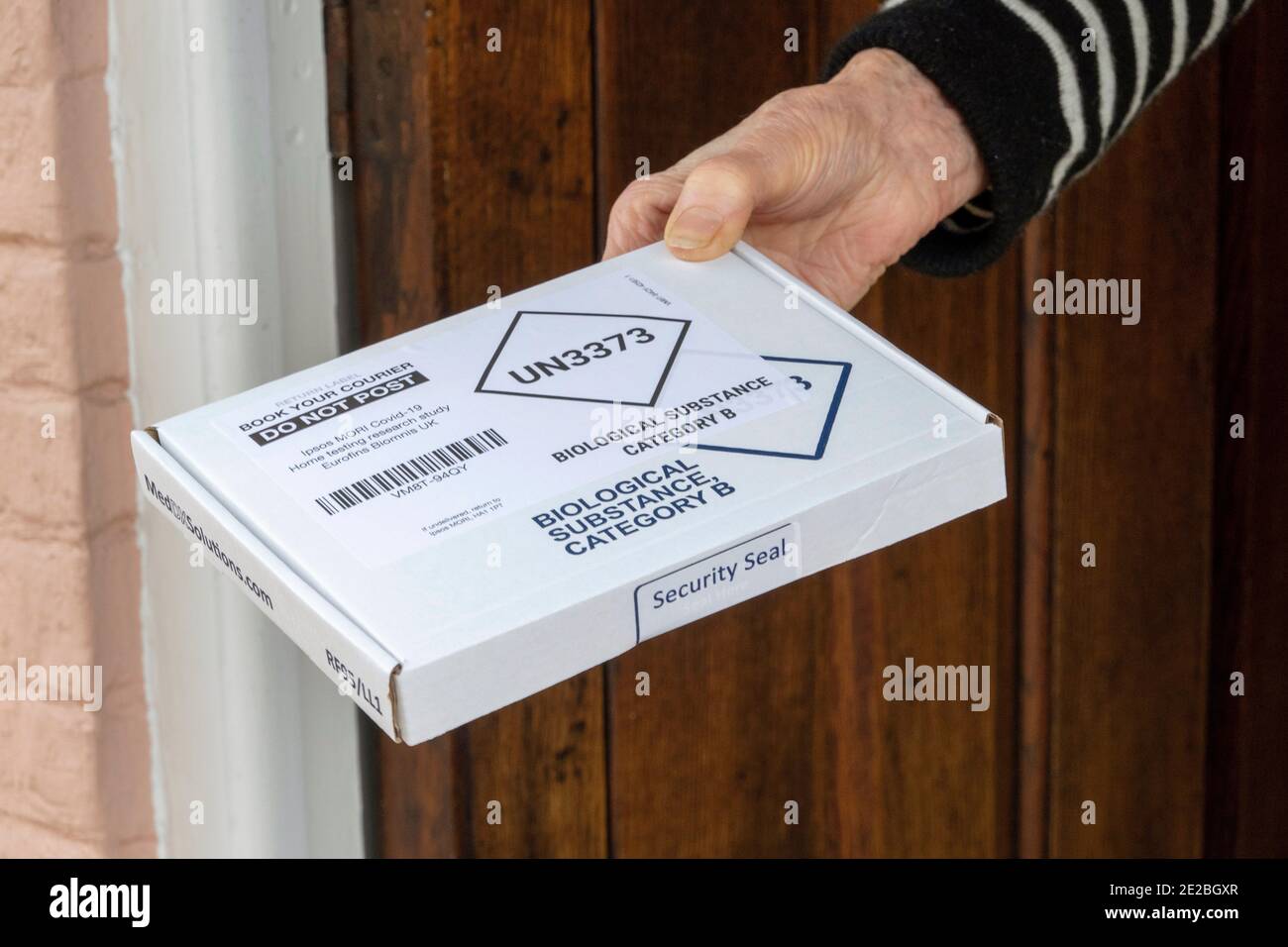 Sample being returned hi-res stock photography and images - Alamy