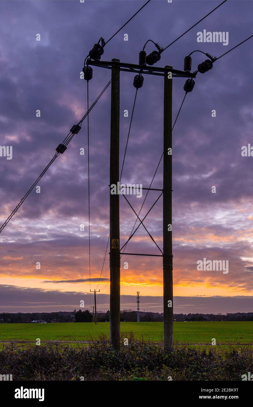 Telegraph poles uk hi-res stock photography and images - Alamy