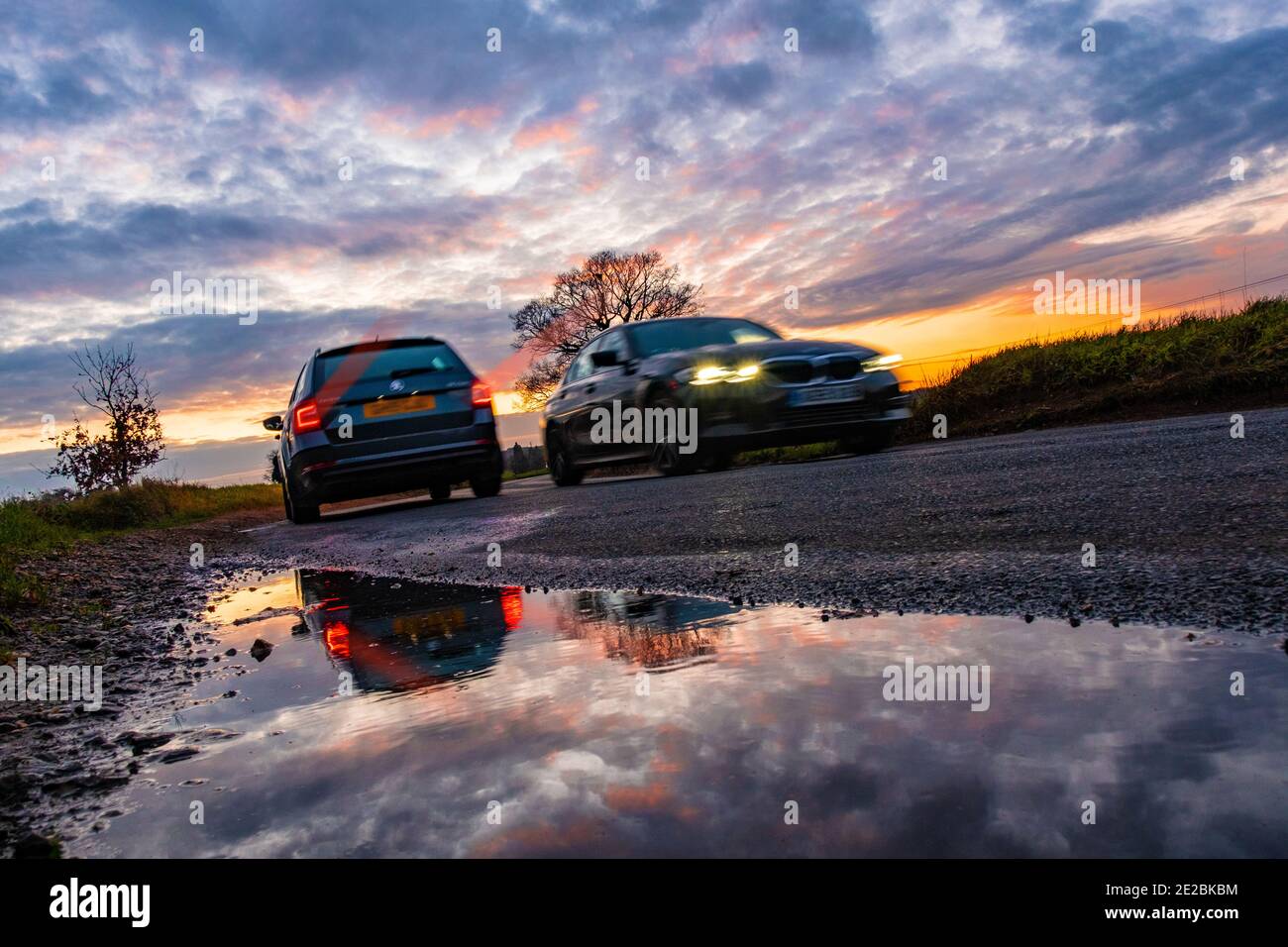 Country driving hi-res stock photography and images - Alamy