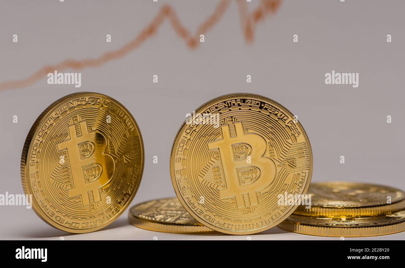 Rising stock market hi-res stock photography and images - Alamy