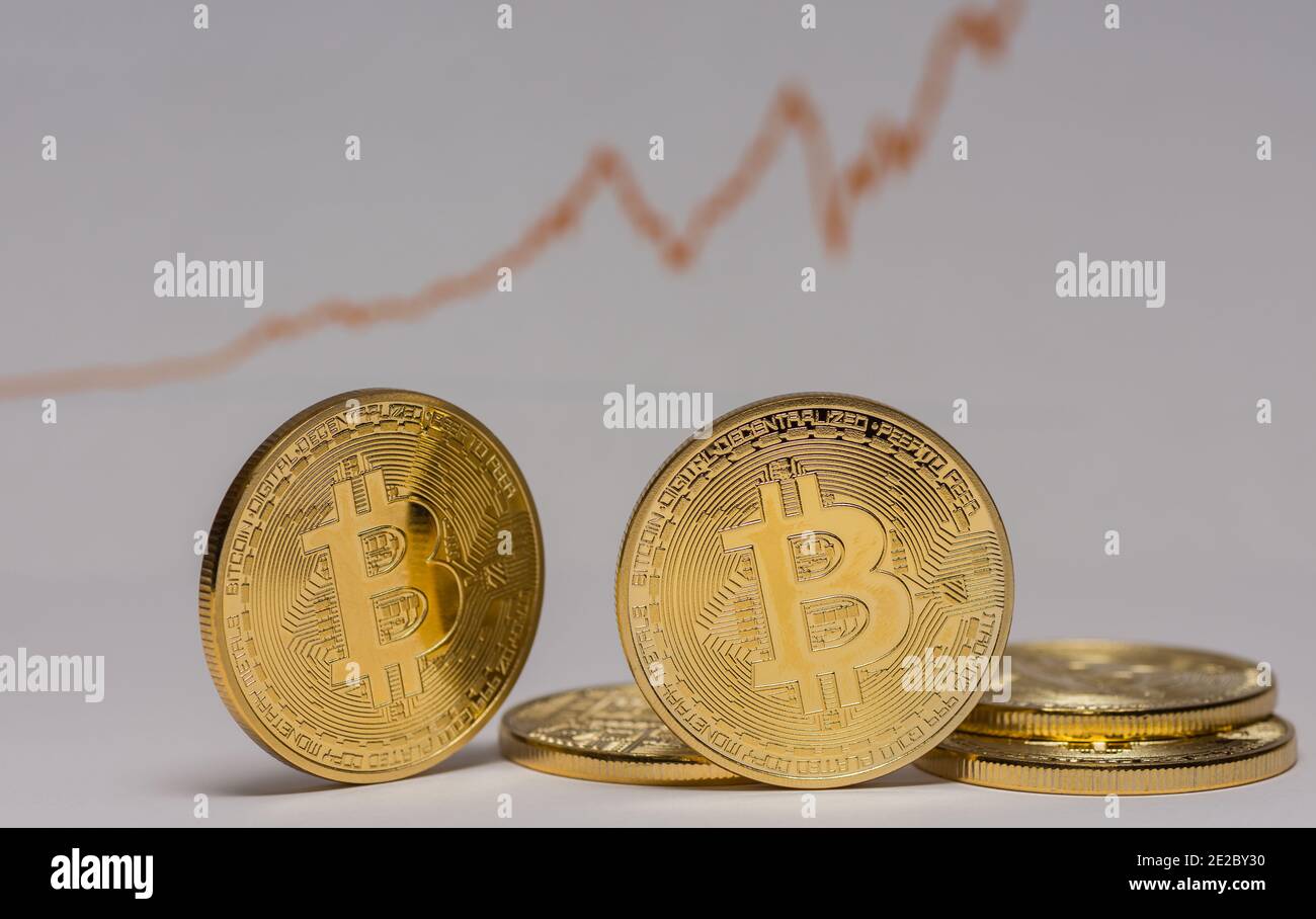 Rising stock market hi-res stock photography and images - Alamy