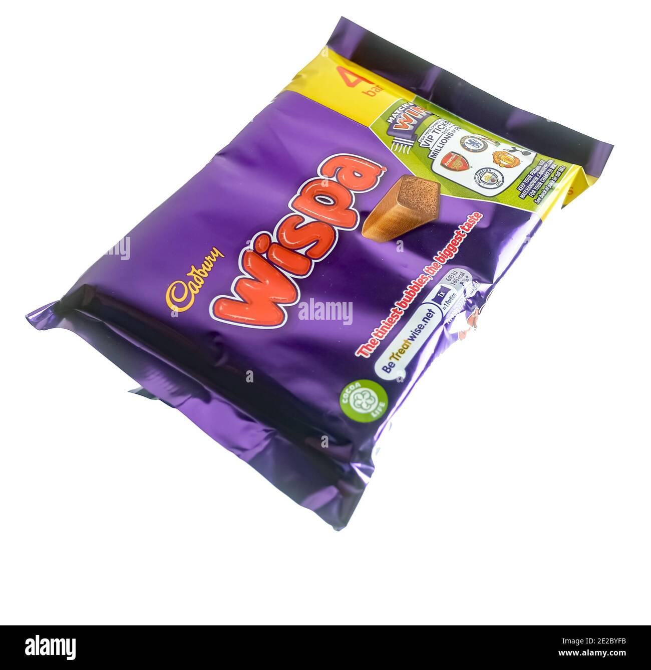 Cadbury wispa chocolate bar hi-res stock photography and images - Alamy