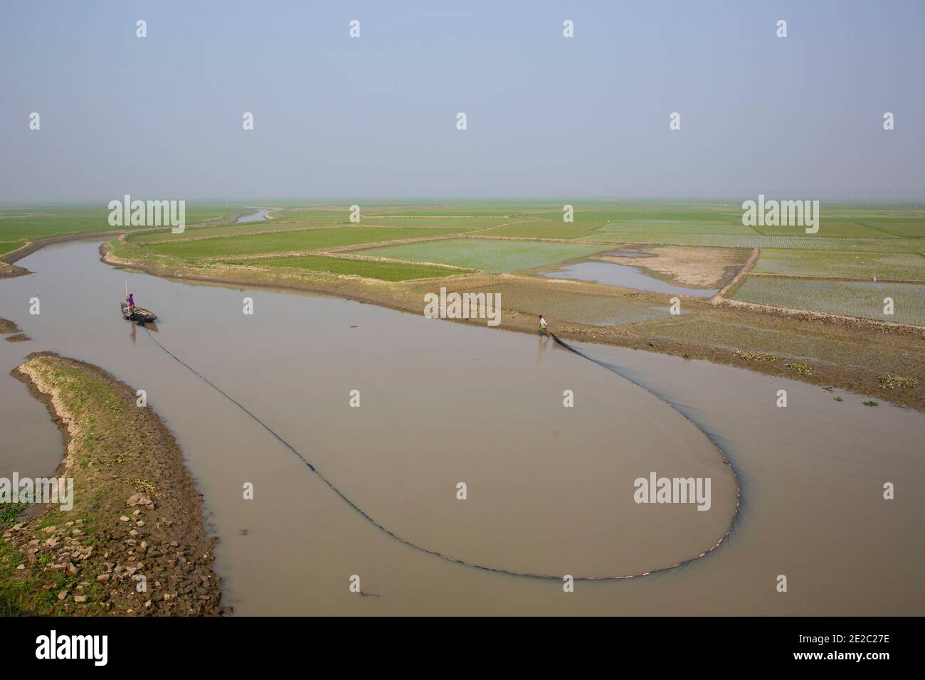 Fishing in the Titas River in Brahmanbaria, Bangladesh Stock Photo - Alamy