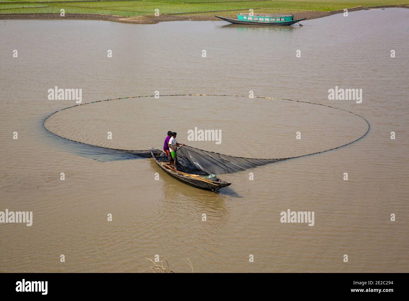 Fishing in the Titas River in Brahmanbaria, Bangladesh Stock Photo - Alamy