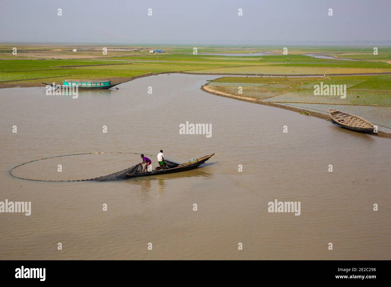 Fishing in the Titas River in Brahmanbaria, Bangladesh Stock Photo - Alamy