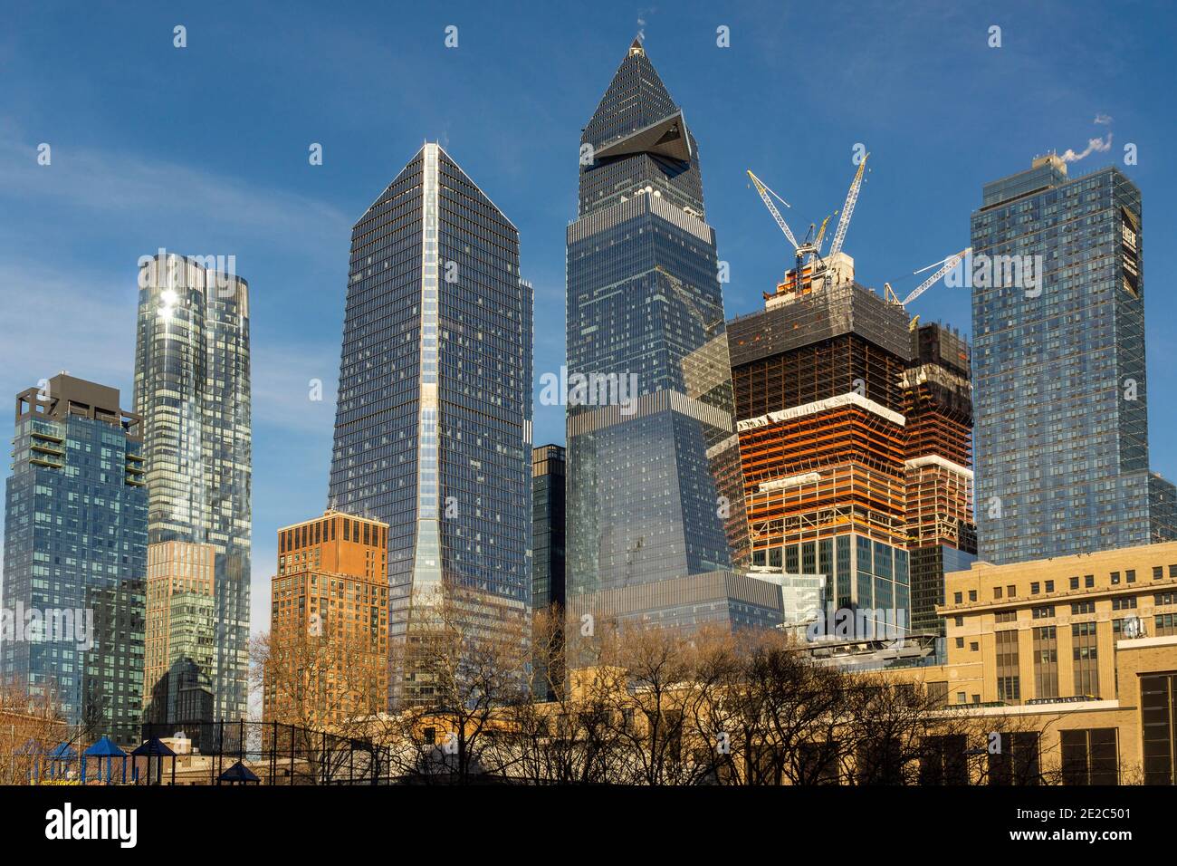 Development in and around Hudson Yards, featuring The Edge observatory ...