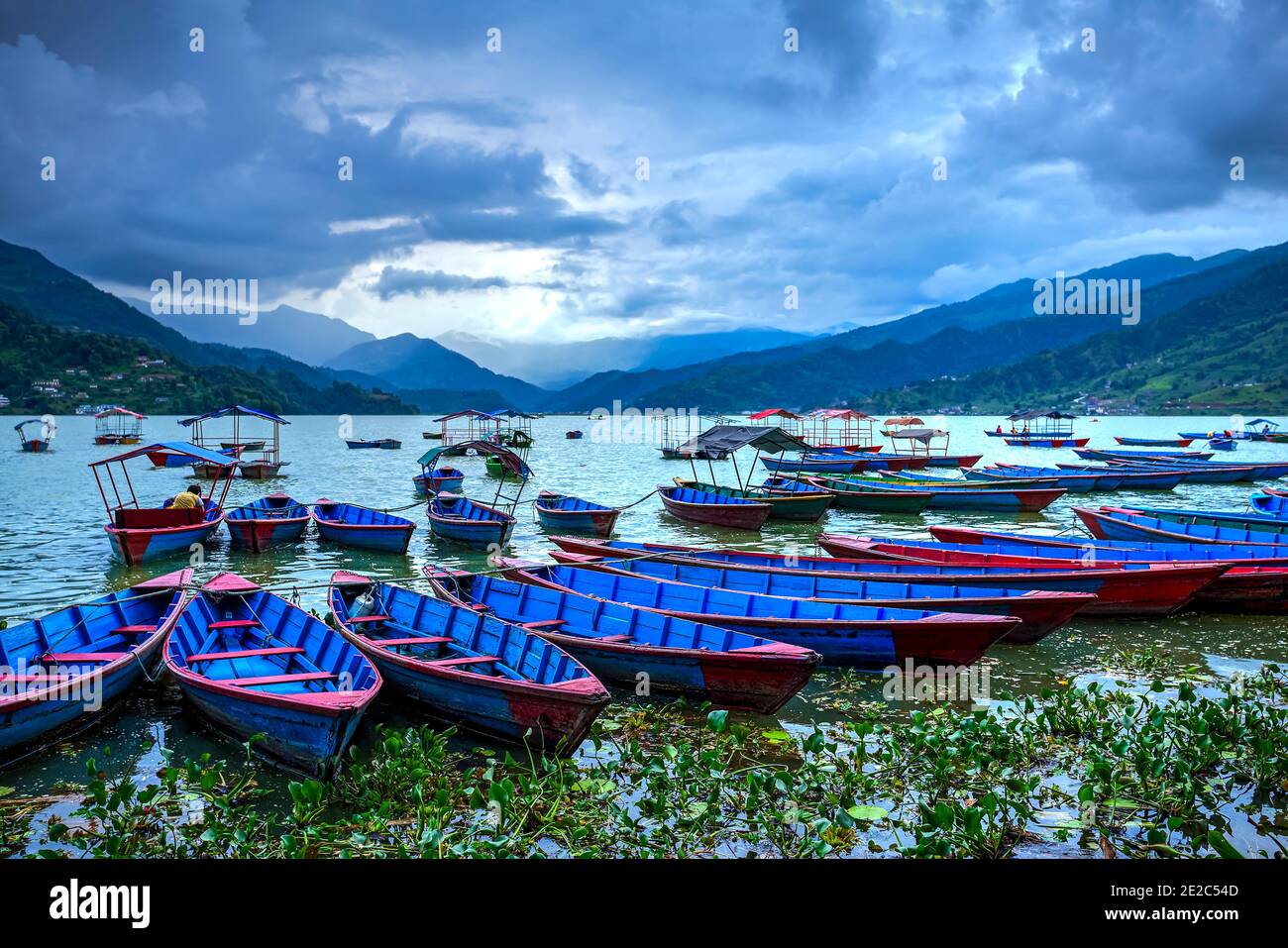 Traditional wooden boats gliding hi-res stock photography and images ...