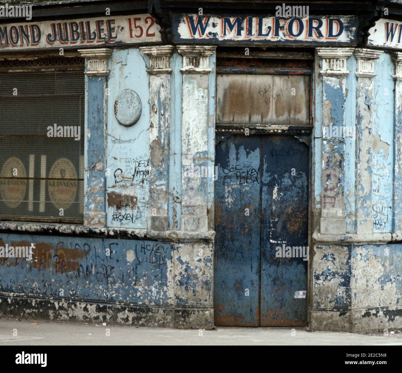 Pub front in North Belfast, Northern Ireland, 1980s Stock Photo - Alamy