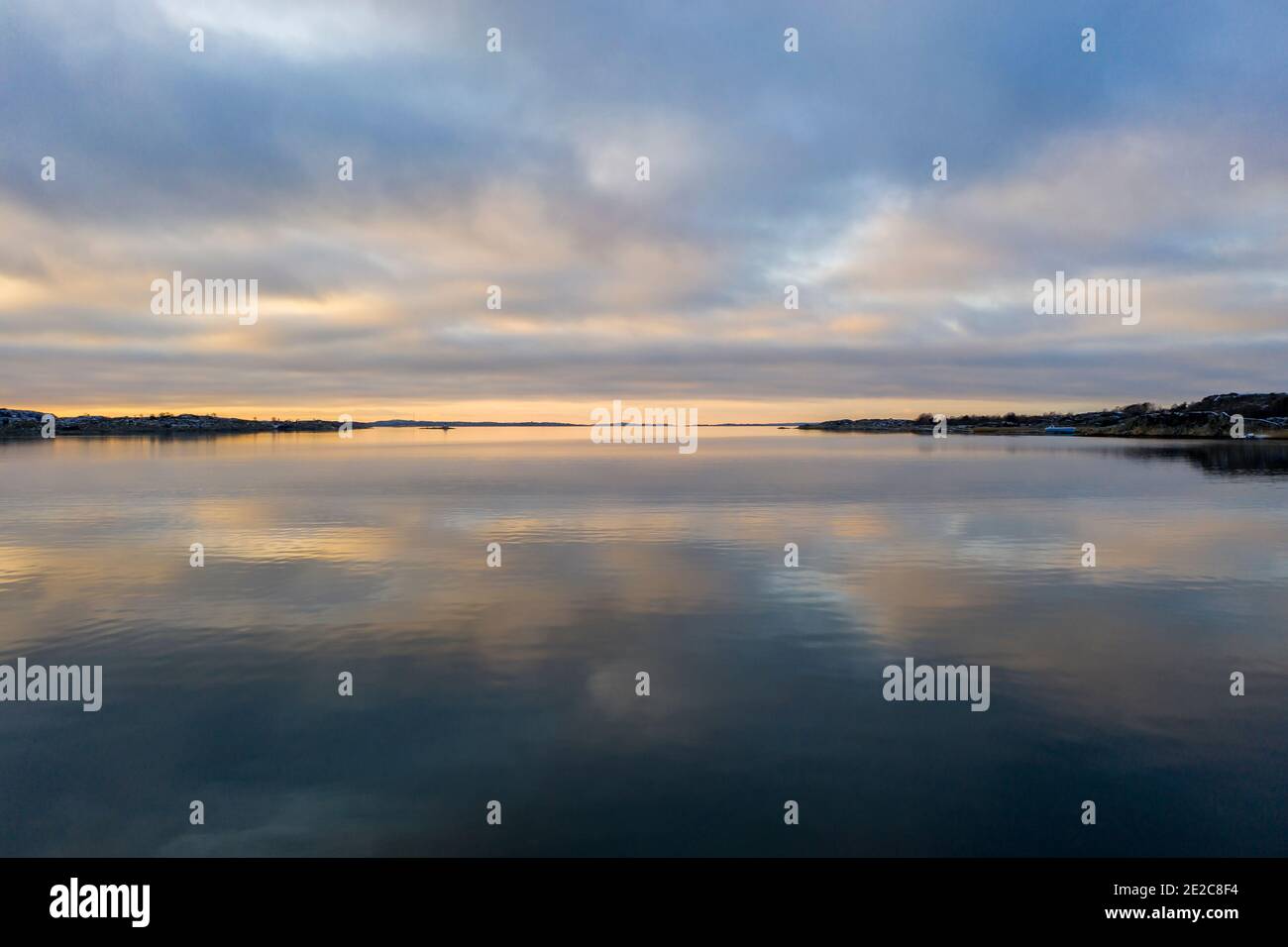 Windless sea hi-res stock photography and images - Alamy