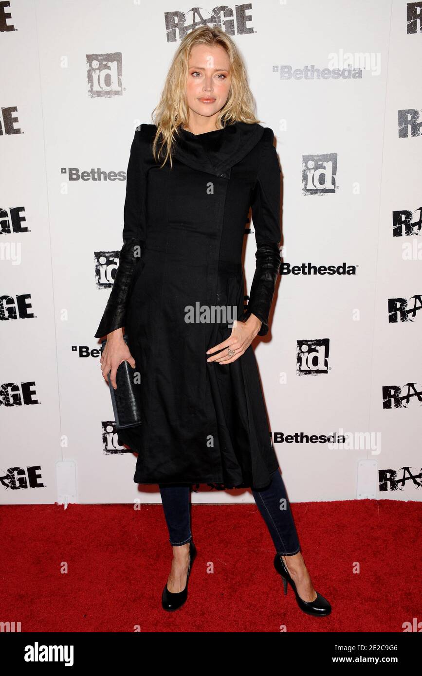 Estella warren 2011 hi-res stock photography and images - Alamy